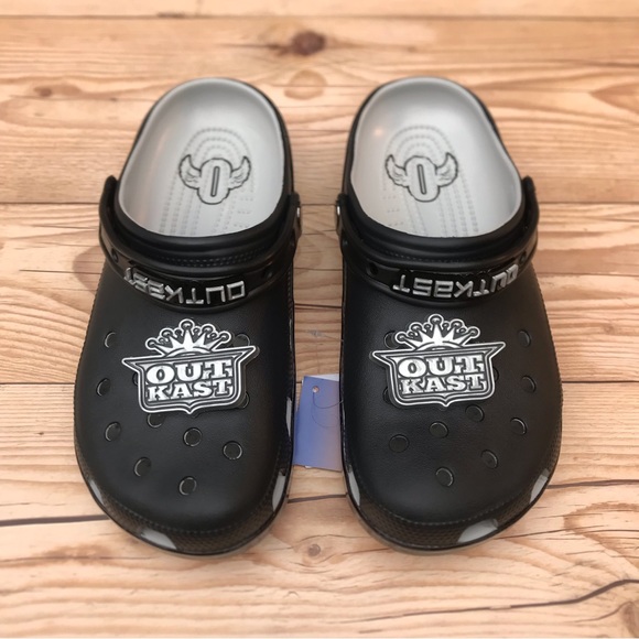 CROCS | Shoes | Crocs Outkast Classic Clog | Poshmark